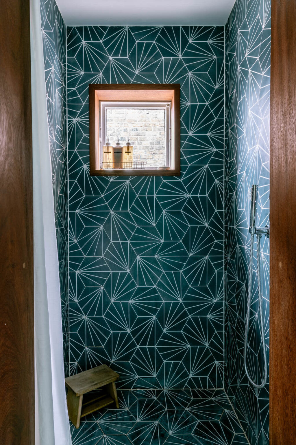 Inspiring Bathrooms With Geometric Tiles - The Nordroom