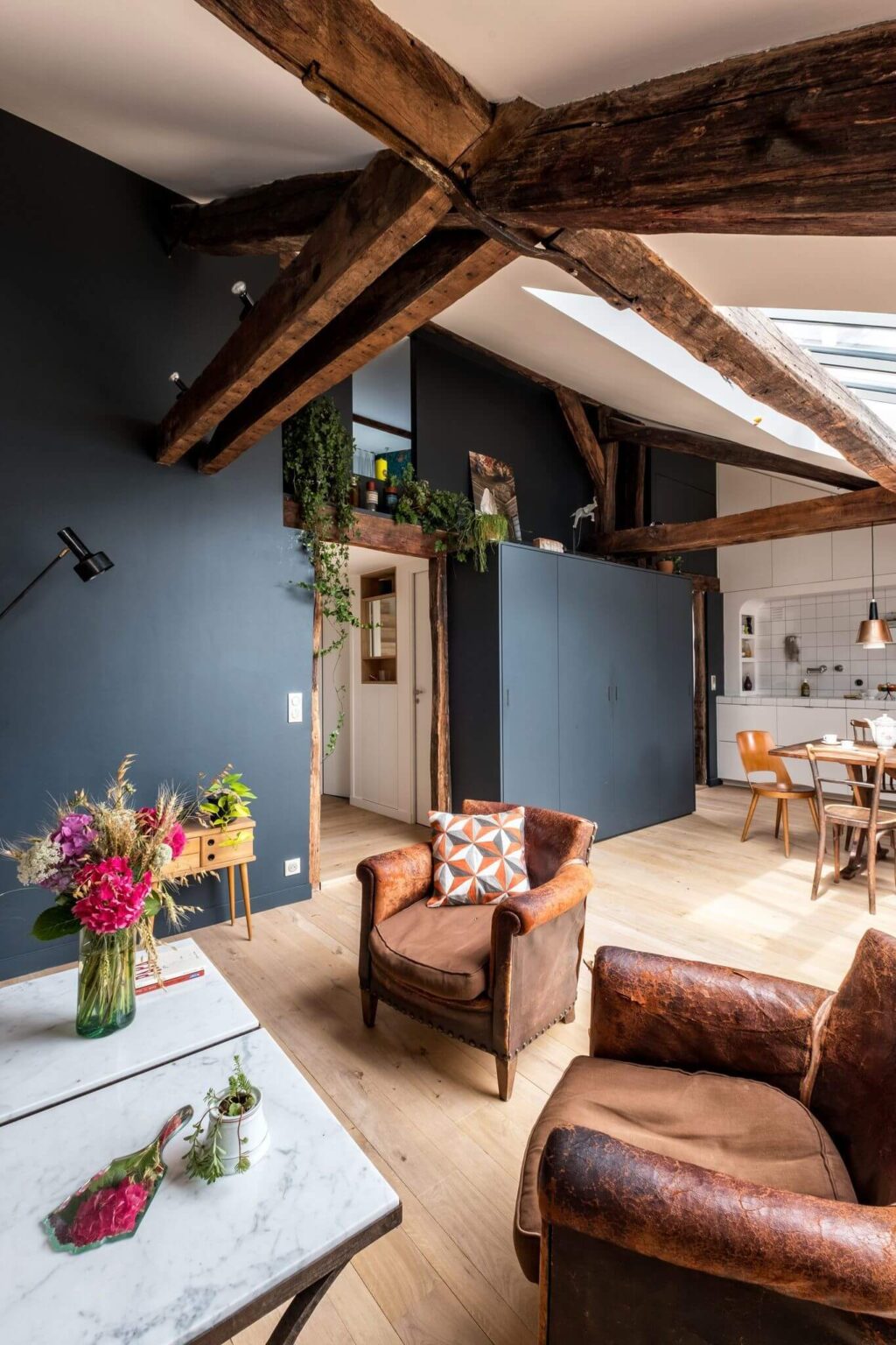 A Beautifully Renovated Attic Apartment in Paris - The Nordroom