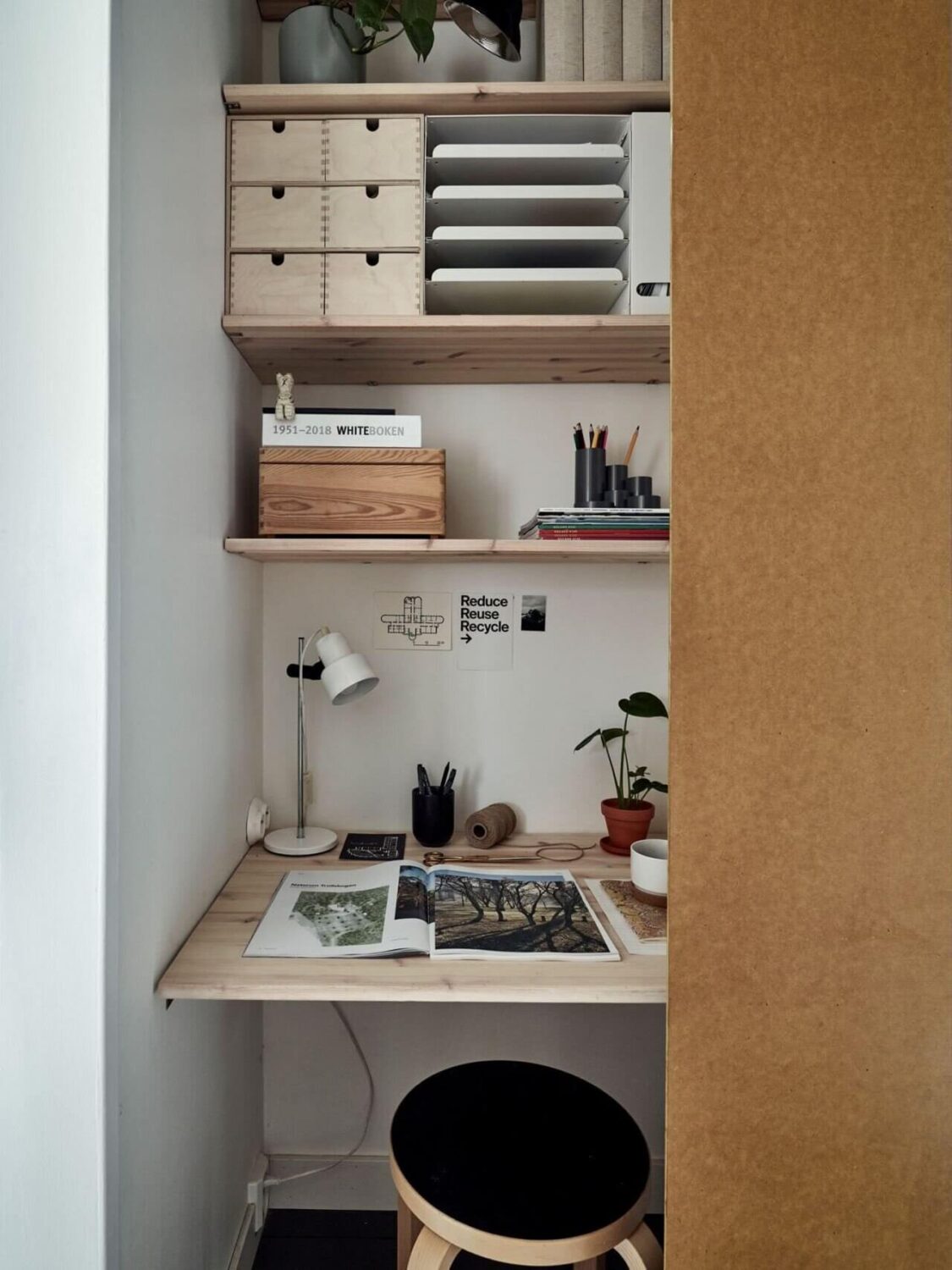 40+ Inspiring Small Home Office Ideas - The Nordroom