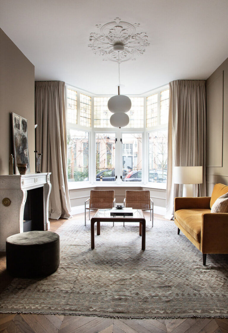 Timeless Elegance and Dusty Color Tones in a Dutch Townhouse - The Nordroom