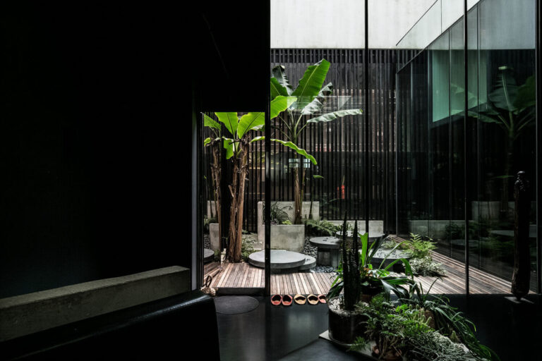 Lost House: A Dramatic Architectural Home Designed by Sir David Adjaye ...