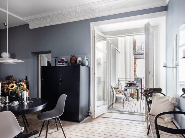 A Dark Green Painted Ceiling In An Art-Filled Apartment - The Nordroom