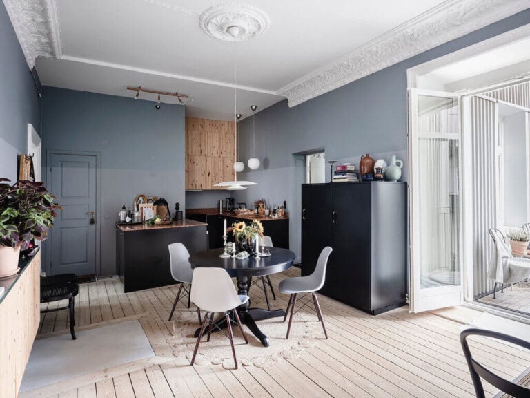 A Dark Green Painted Ceiling In An Art-Filled Apartment - The Nordroom