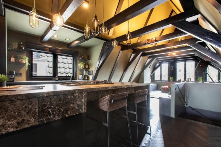 A Moody and Luxurious Attic Apartment in Amsterdam - The Nordroom