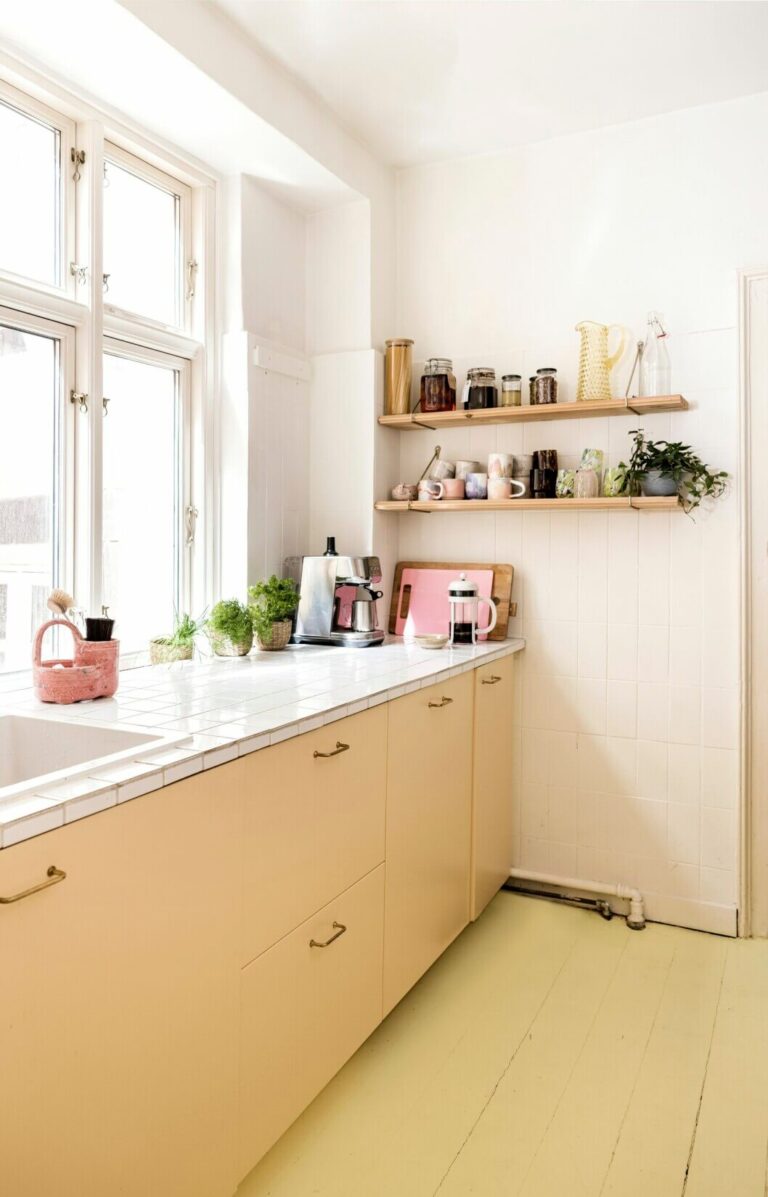 These Colorful Scandinavian Interiors Will Wow You - The Nordroom