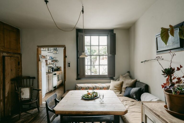 Original Features in a Regency Cottage in London - The Nordroom