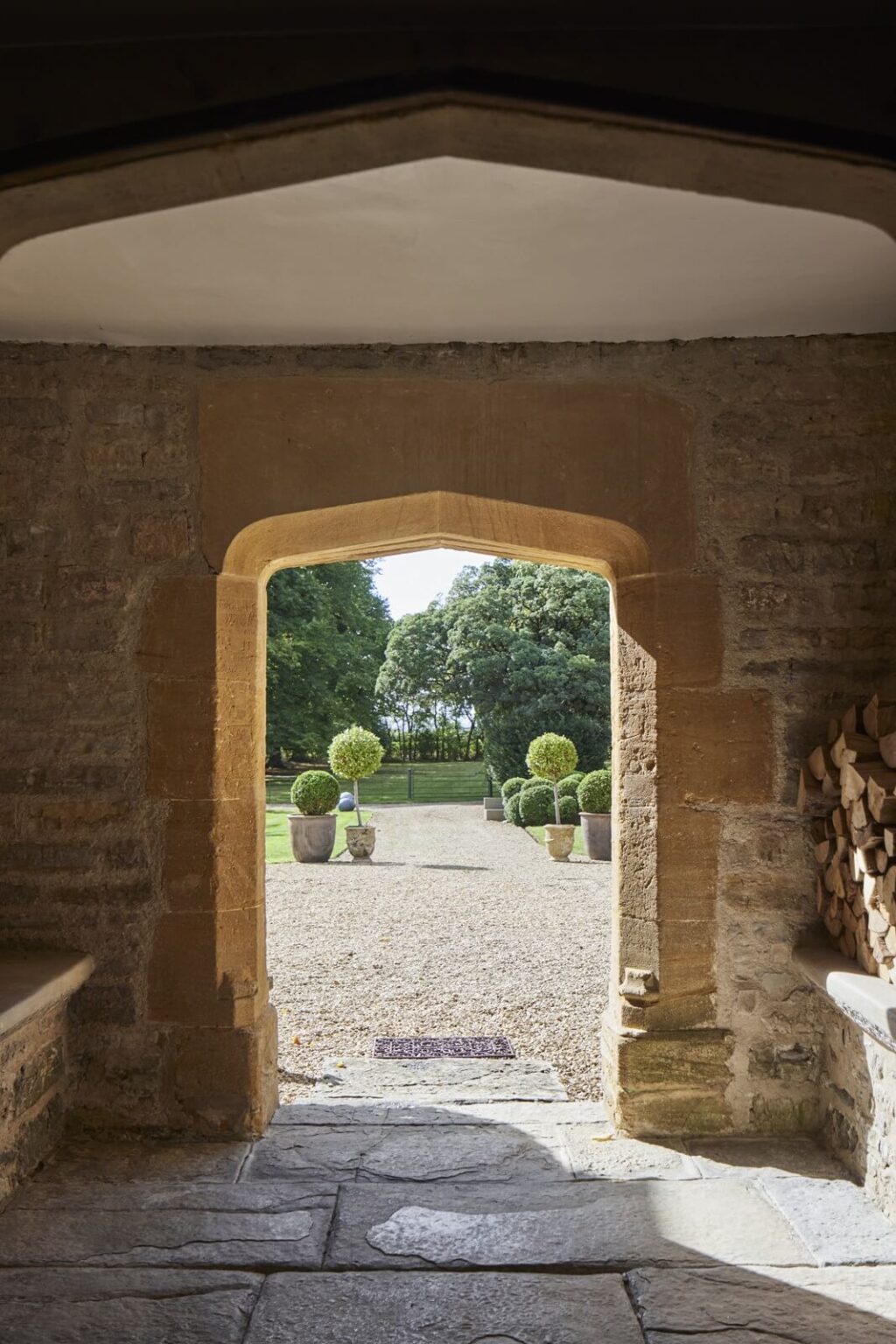 A Restored Elizabethan Manor House in England - The Nordroom