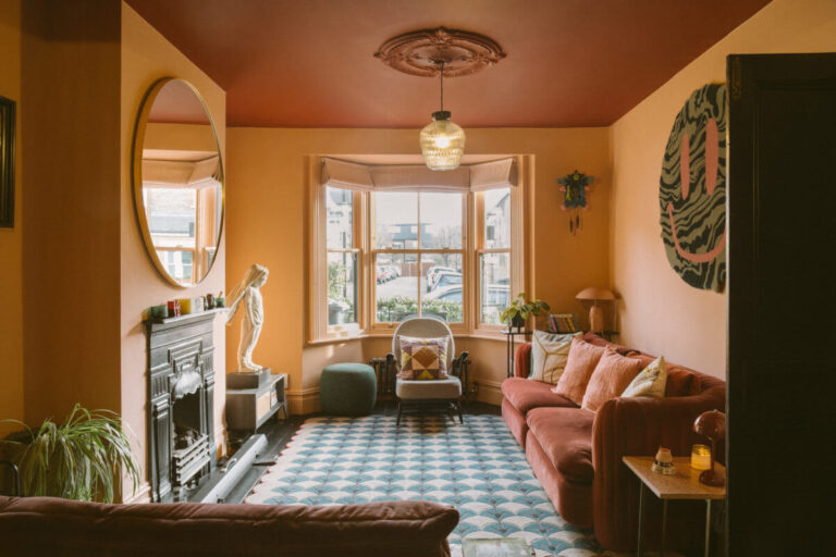 A Victorian House in London Decorated in Warm Color Tones - The Nordroom