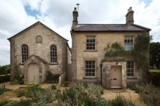 A Beautiful Chapel Conversion in England - The Nordroom