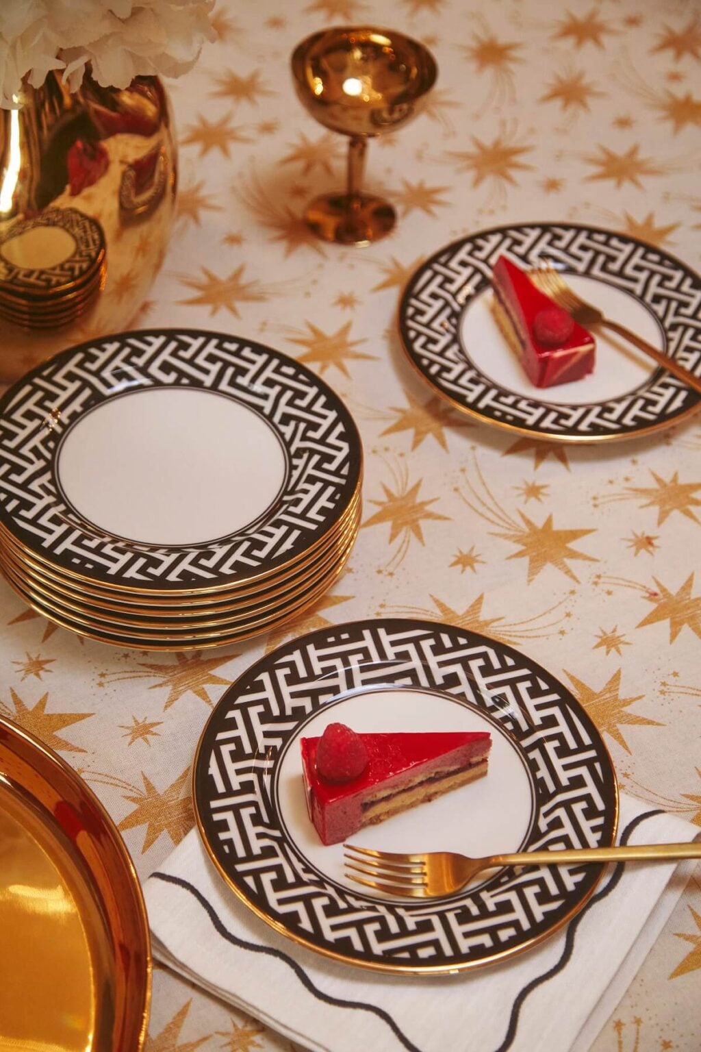 H&M HOME Christmas 2023: A Glittery and Joyful Holiday Season - The ...