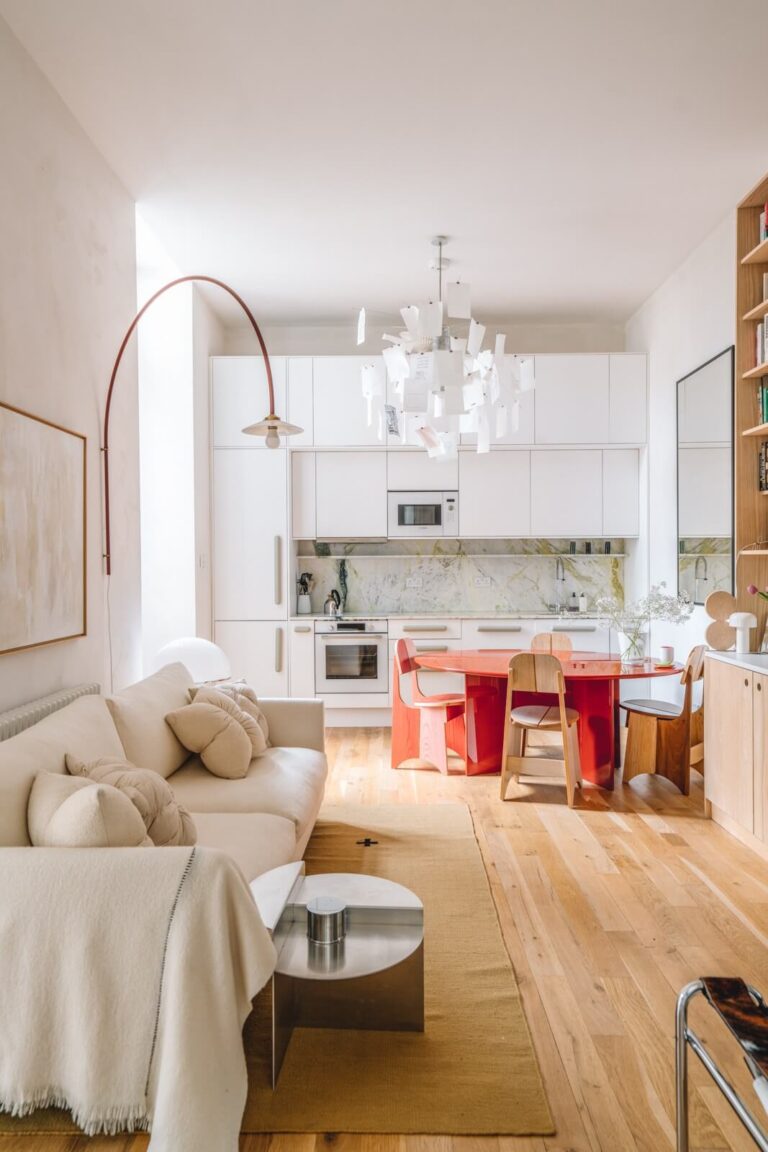 High Ceilings and Modern Design in a Light London Apartment - The Nordroom