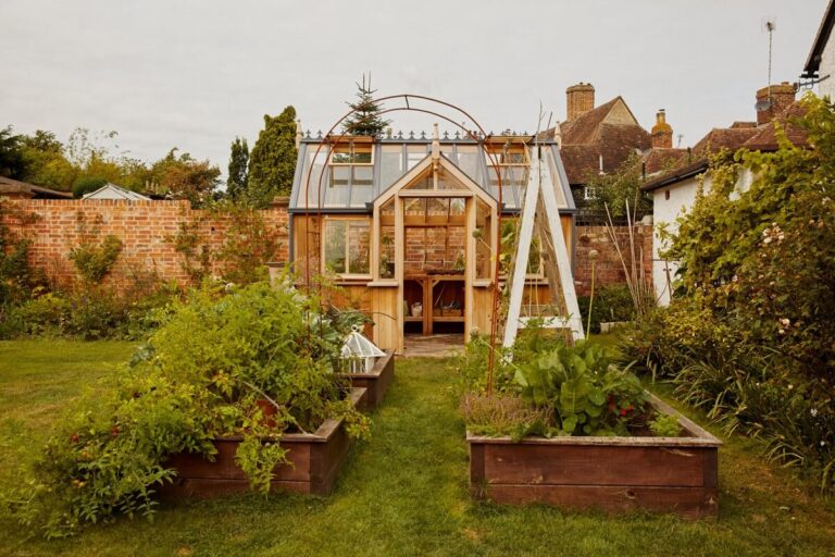 A Cozy Home with Exposed Beams in a Former Post Office - The Nordroom
