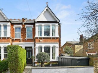 A London Family Home with Blue Color Accents - The Nordroom
