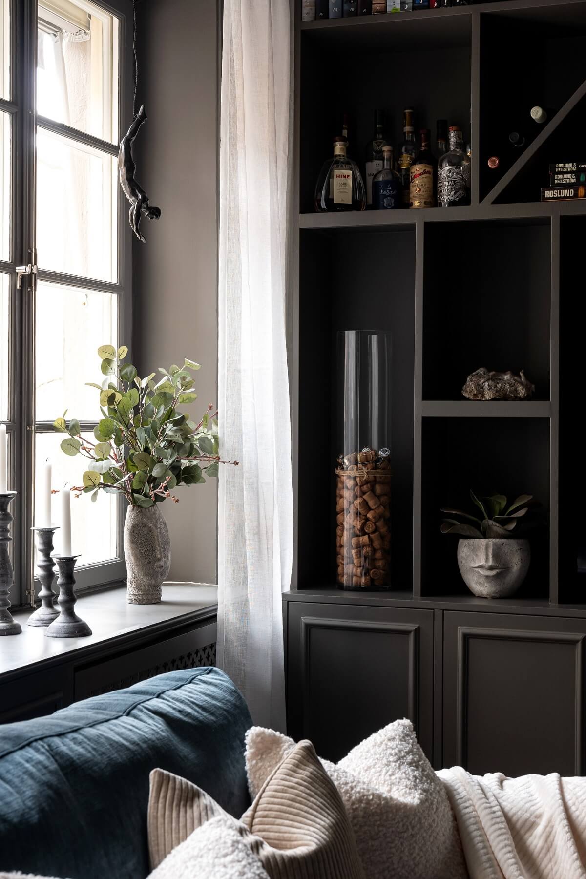 A Gray Apartment with an Industrial Glass Bedroom - The Nordroom