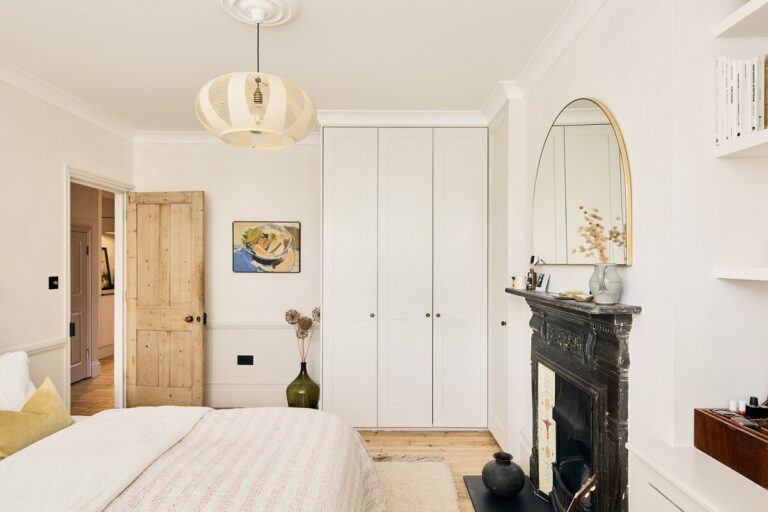 A Light Garden Apartment in London's Poet's Corner - The Nordroom