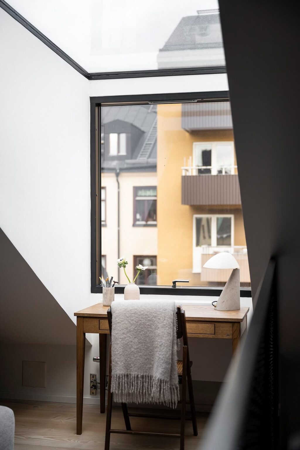 A Stylish Scandinavian Duplex with Custom-Made Cabinets - The Nordroom
