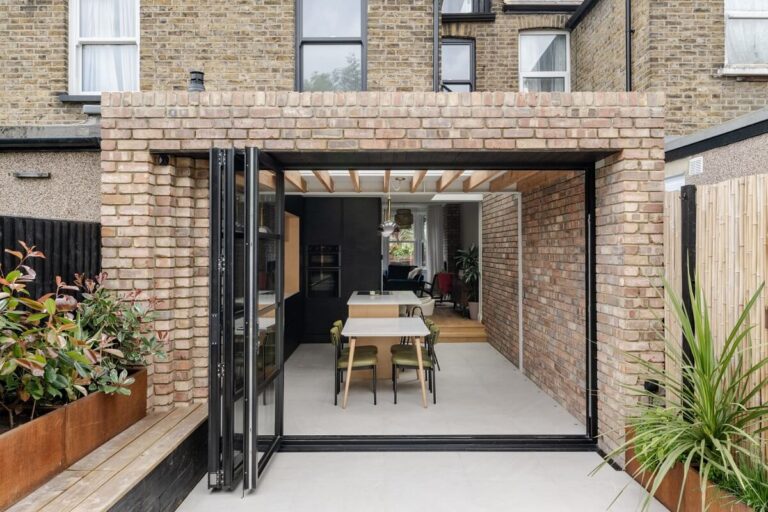 A London Terraced House with a Modern Kitchen Extension - The Nordroom