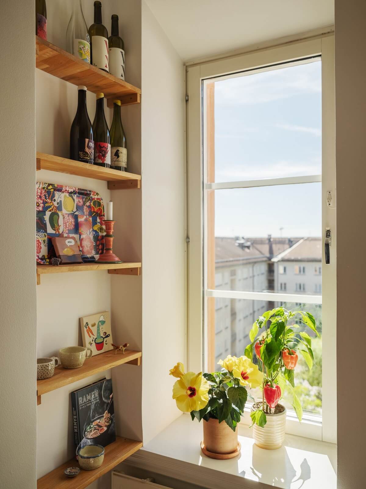 A Light Apartment with a Sunny Balcony - The Nordroom