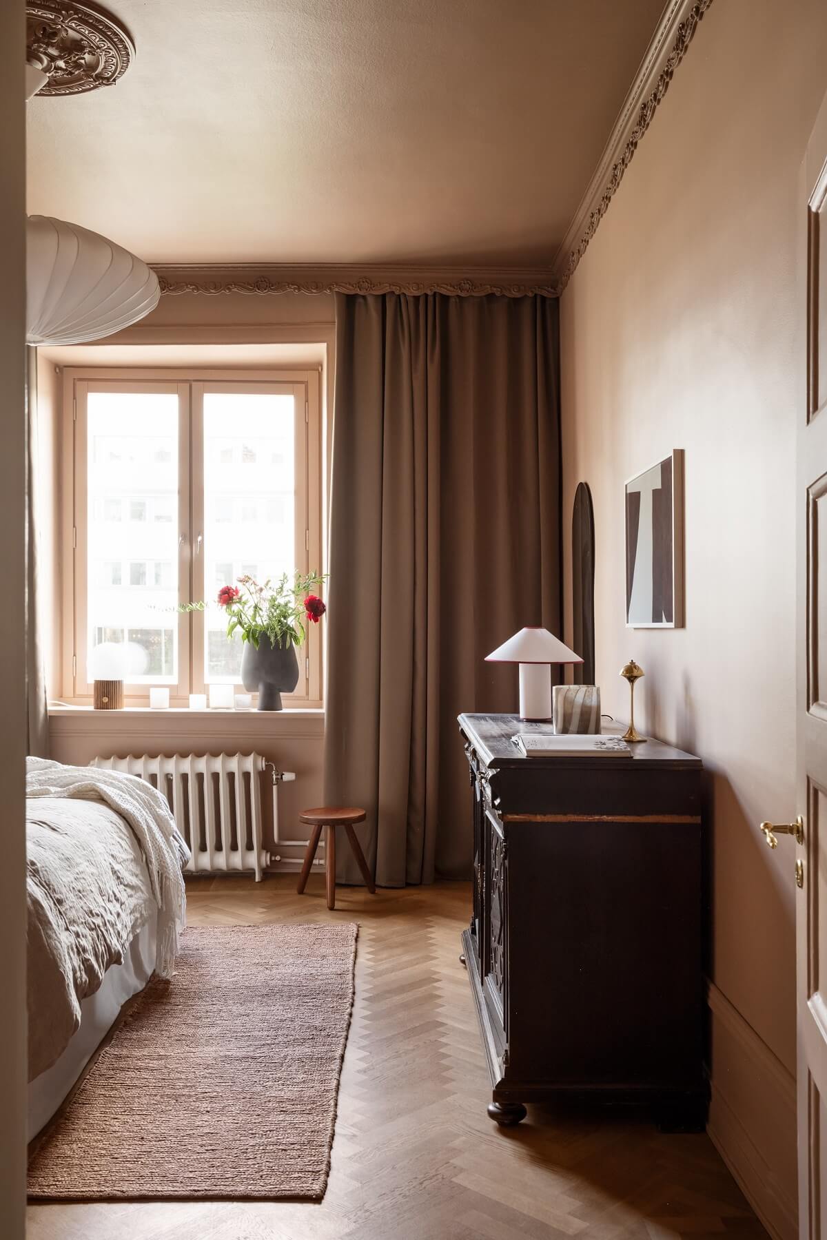 Warm Colors and Painted Ceilings in a Swedish Apartment - The Nordroom