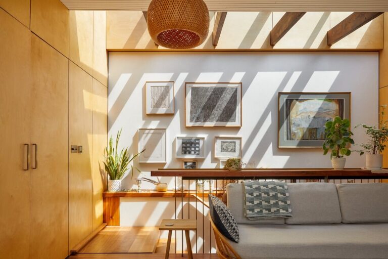 A Natural Material Palette and Light Filled Rooms in a London Home ...