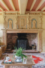 Magnificent Period Features in an English Tudor House - The Nordroom