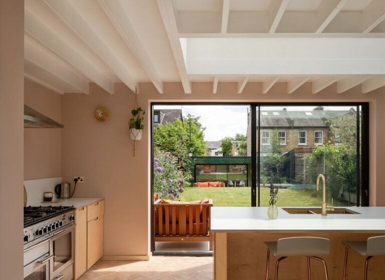 A Stunning Color Palette in an Extended Edwardian House in London - The ...