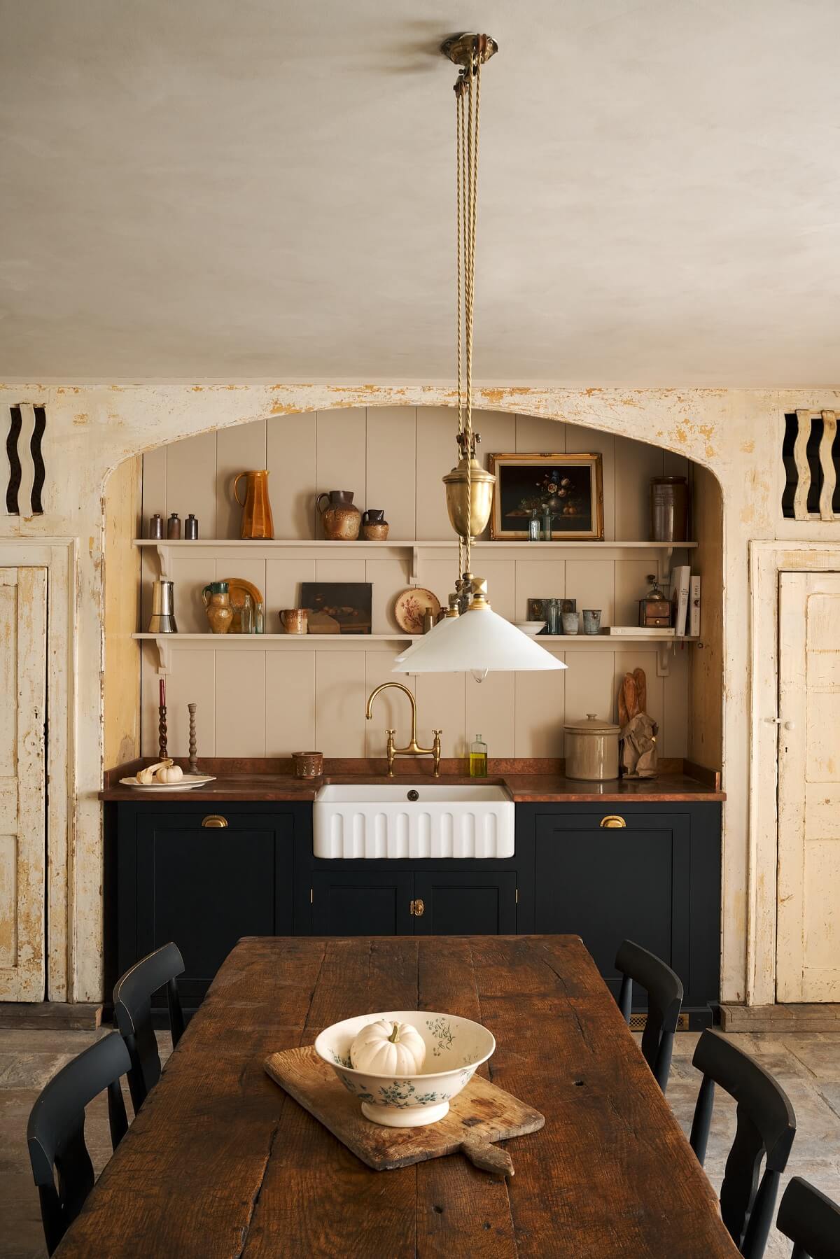 Historic Character in a Georgian Townhouse Basement Kitchen in Bath ...