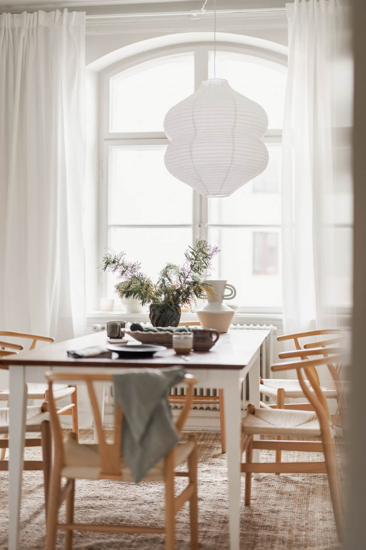 A Stylish Studio Apartment with Period Features and Large Windows - The ...