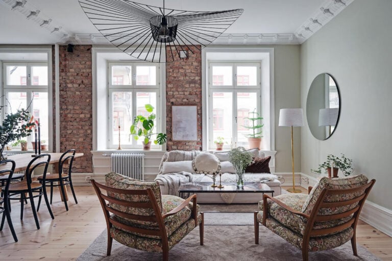 A Swedish Apartment with an Open Living Space and Period Features - The ...