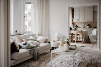 A Light Corner Apartment with an Open Flowing Floor Plan - The Nordroom