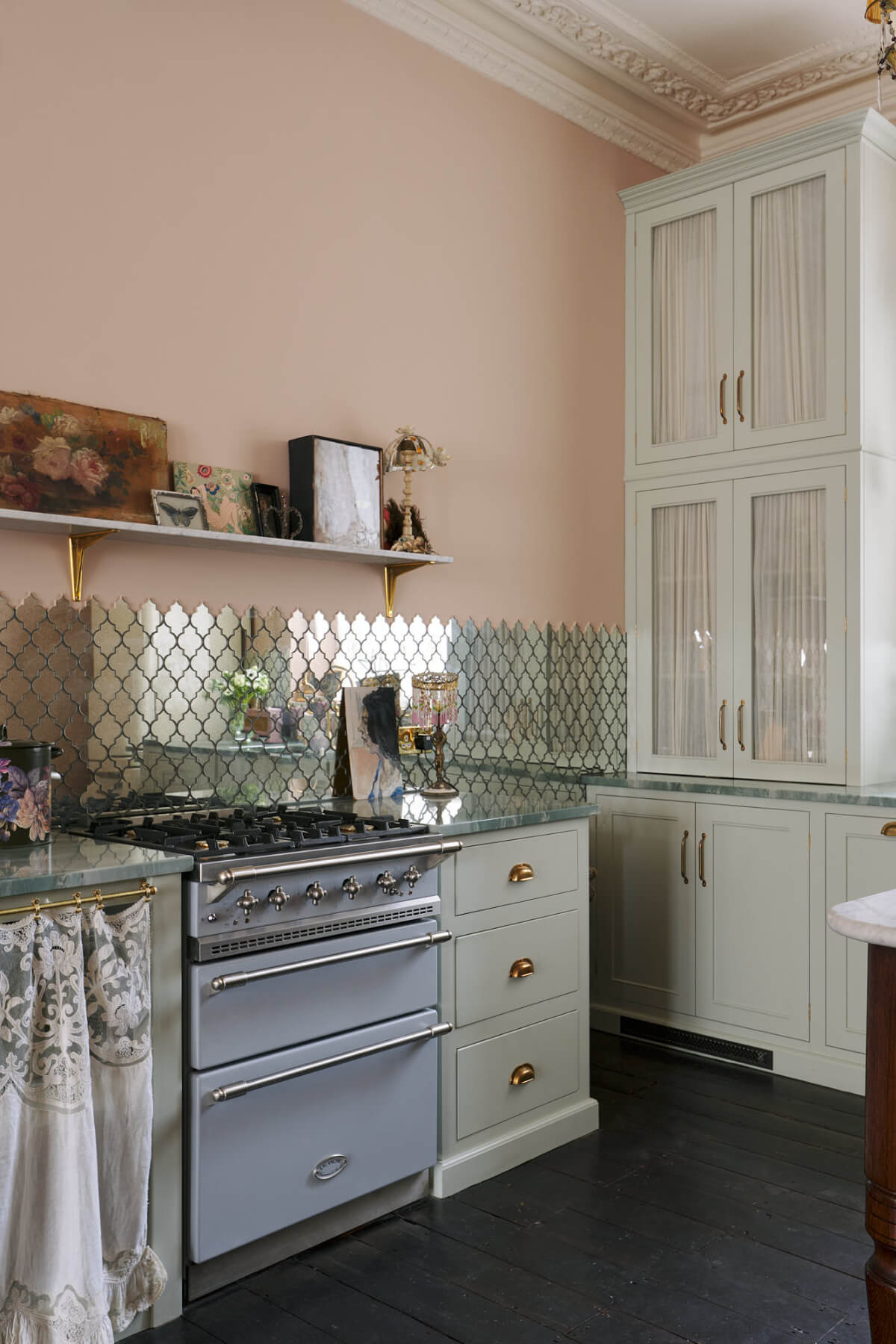 Pearl Lowe's New deVOL Kitchen and Bathroom in her Portobello Home ...
