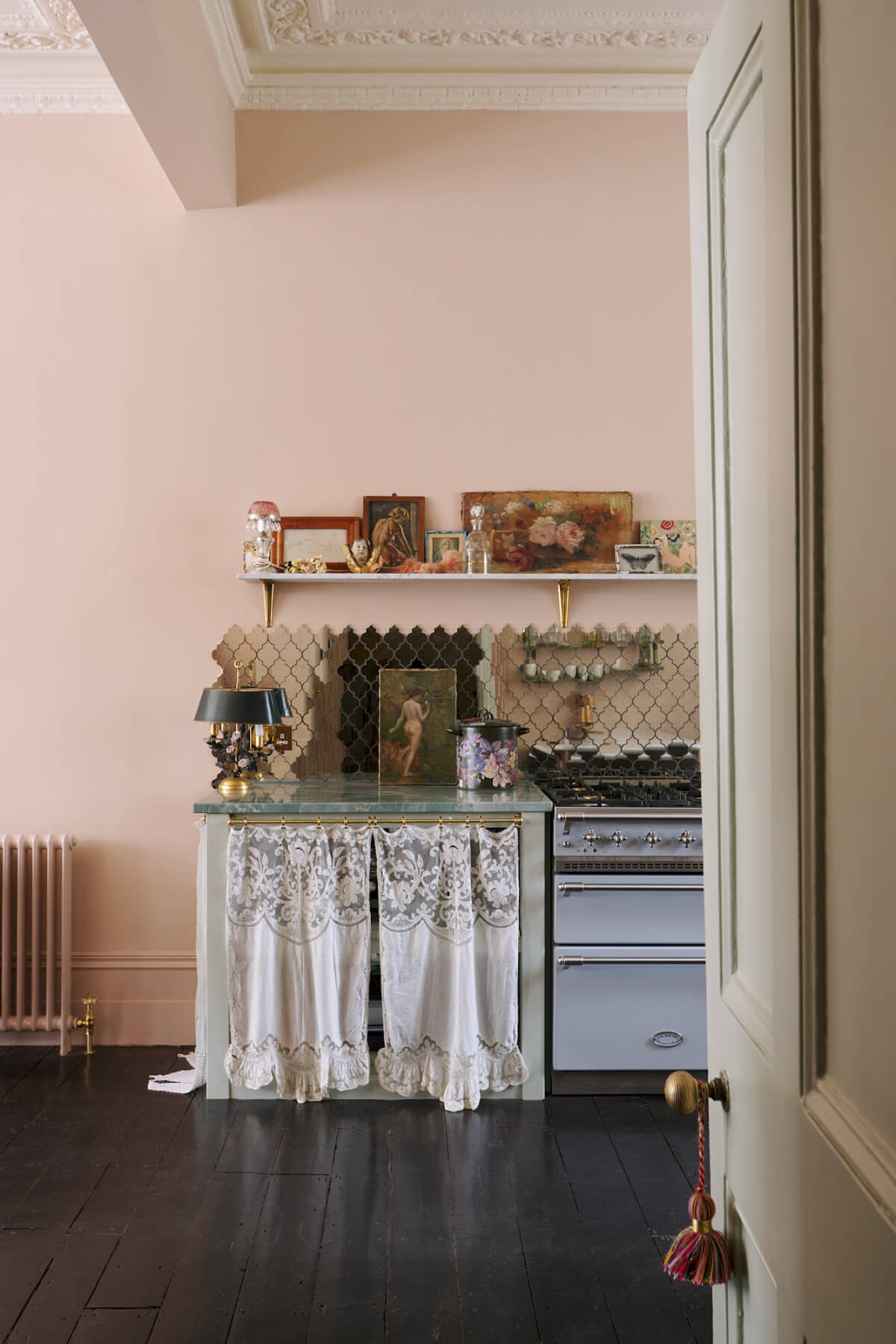 Pearl Lowe's New deVOL Kitchen and Bathroom in her Portobello Home ...