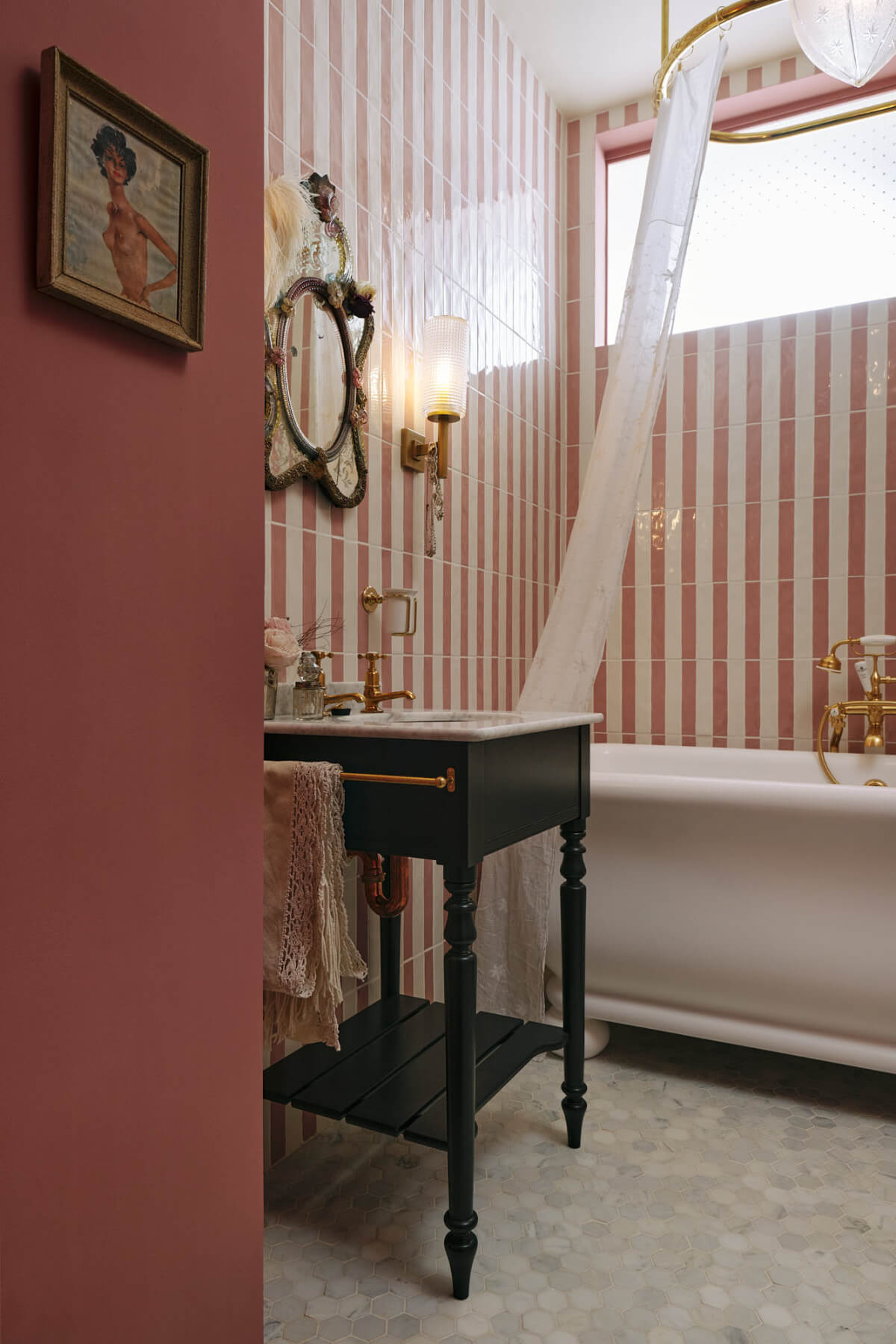 Pearl Lowe's New deVOL Kitchen and Bathroom in her Portobello Home ...