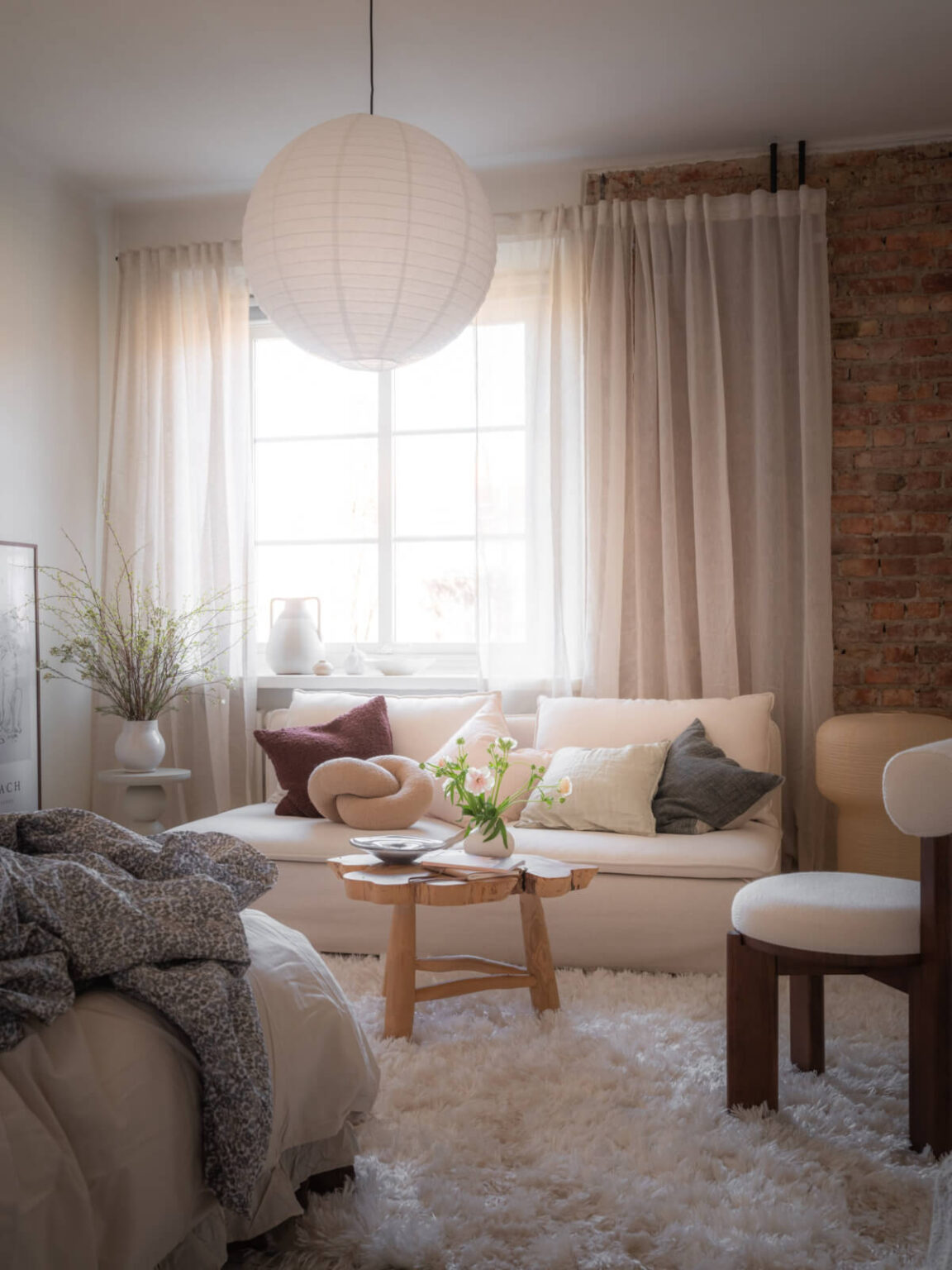A Light-Colored Studio Apartment with a Cozy Kitchen - The Nordroom