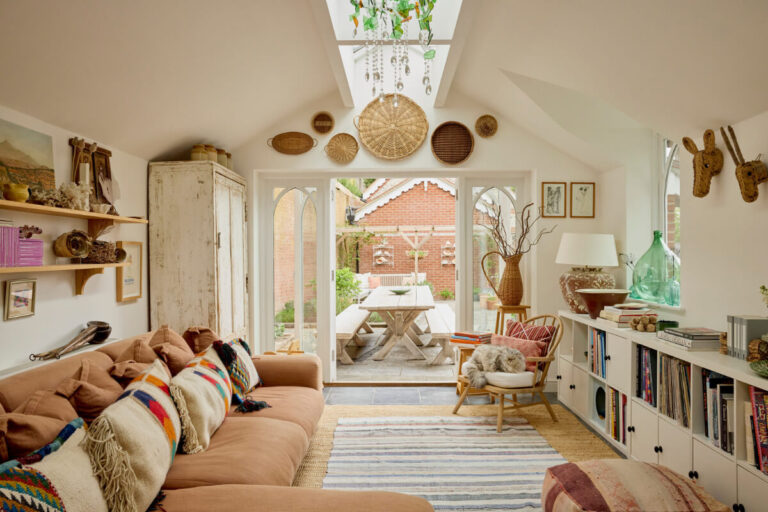 Natural Colors and Materials in a Beautiful Arts and Crafts House - The ...