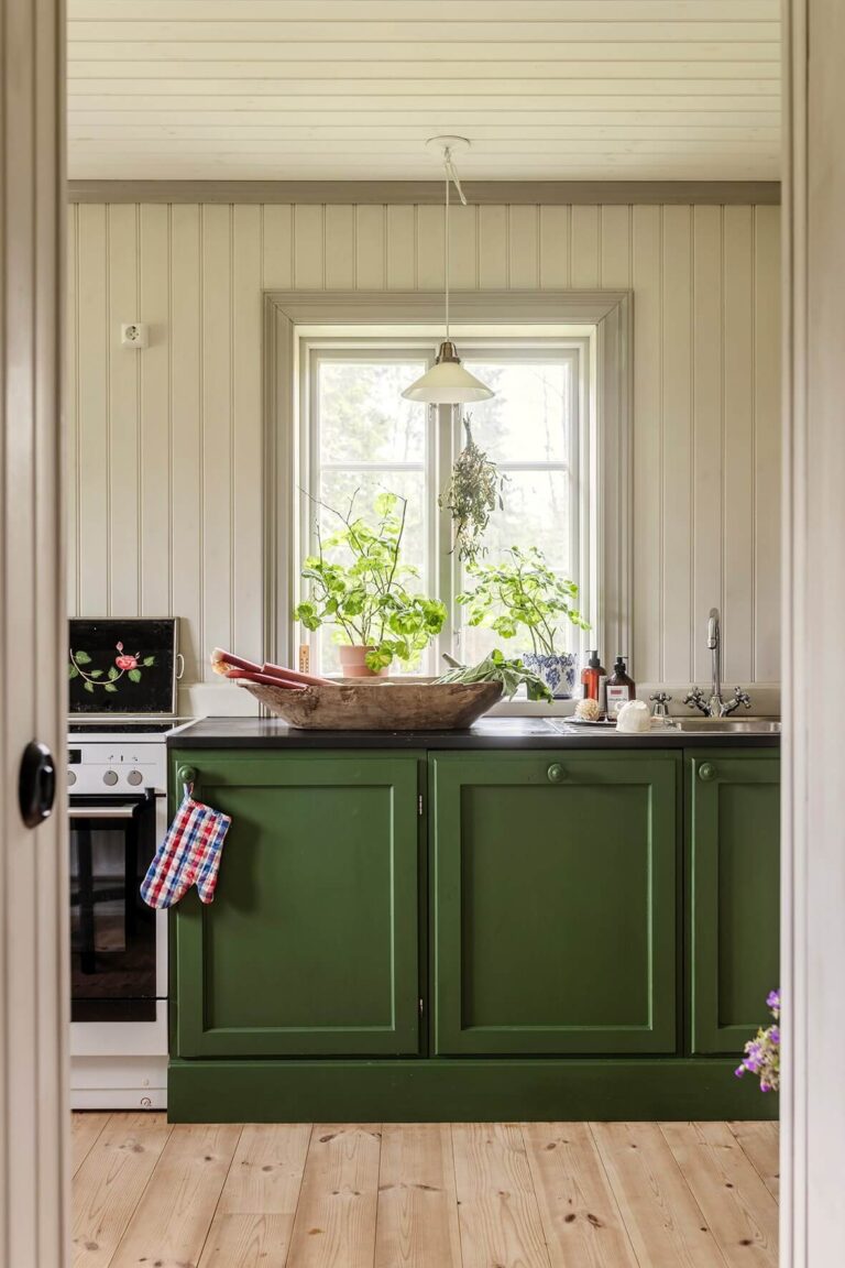 A Beautifully Preserved Historic Country House in Sweden - The Nordroom