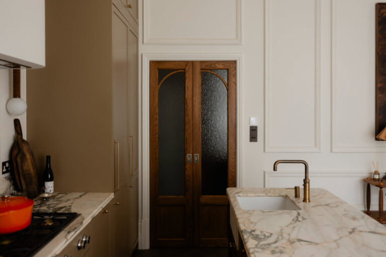 High Ceilings and Bespoke Design in a Stylish London Apartment - The ...
