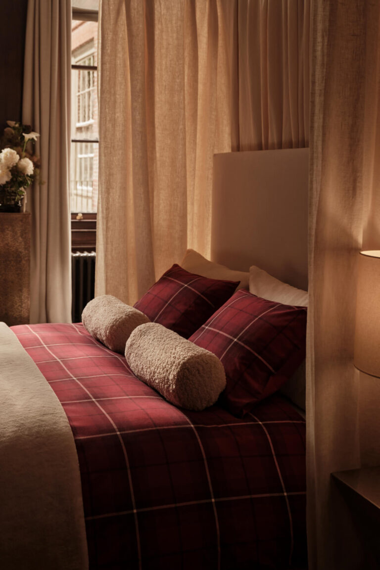 H&M Home Christmas Collection 2025: A Warm, Textured Take on Holiday ...