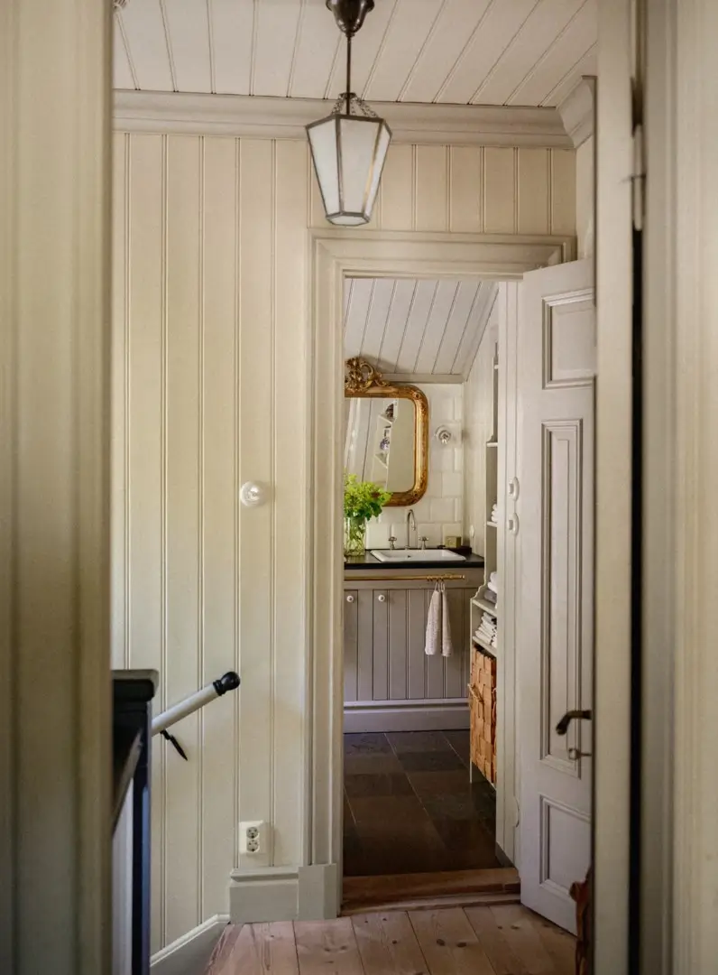 A Beautiful Pink Villa Overlooking the Stockholm Archipelago - The Nordroom