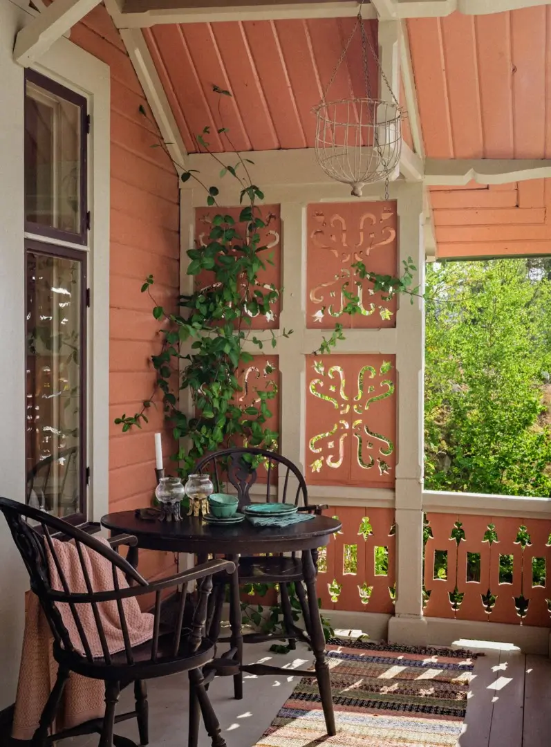 A Beautiful Pink Villa Overlooking the Stockholm Archipelago - The Nordroom