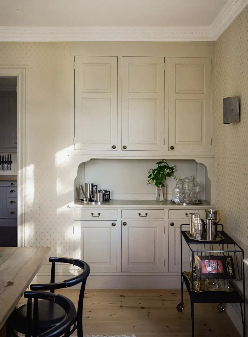 A Beautiful Pink Villa Overlooking the Stockholm Archipelago - The Nordroom