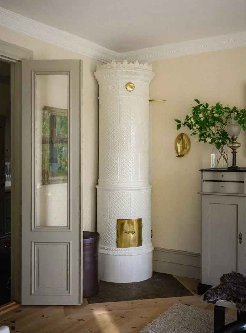 A Beautiful Pink Villa Overlooking the Stockholm Archipelago - The Nordroom