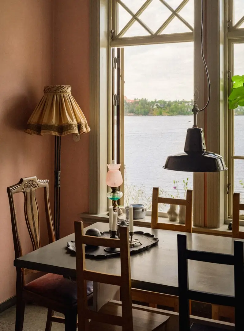 A Beautiful Pink Villa Overlooking the Stockholm Archipelago - The Nordroom