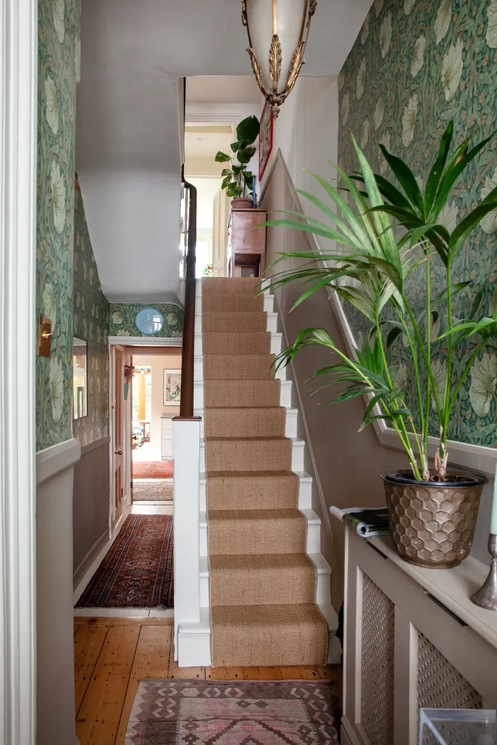 A Victorian London Home with Colorful Living Spaces and a Lush Garden ...