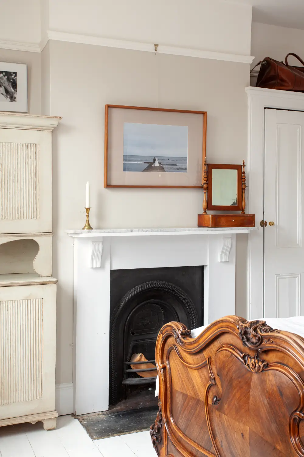 A Victorian London Home with Colorful Living Spaces and a Lush Garden ...